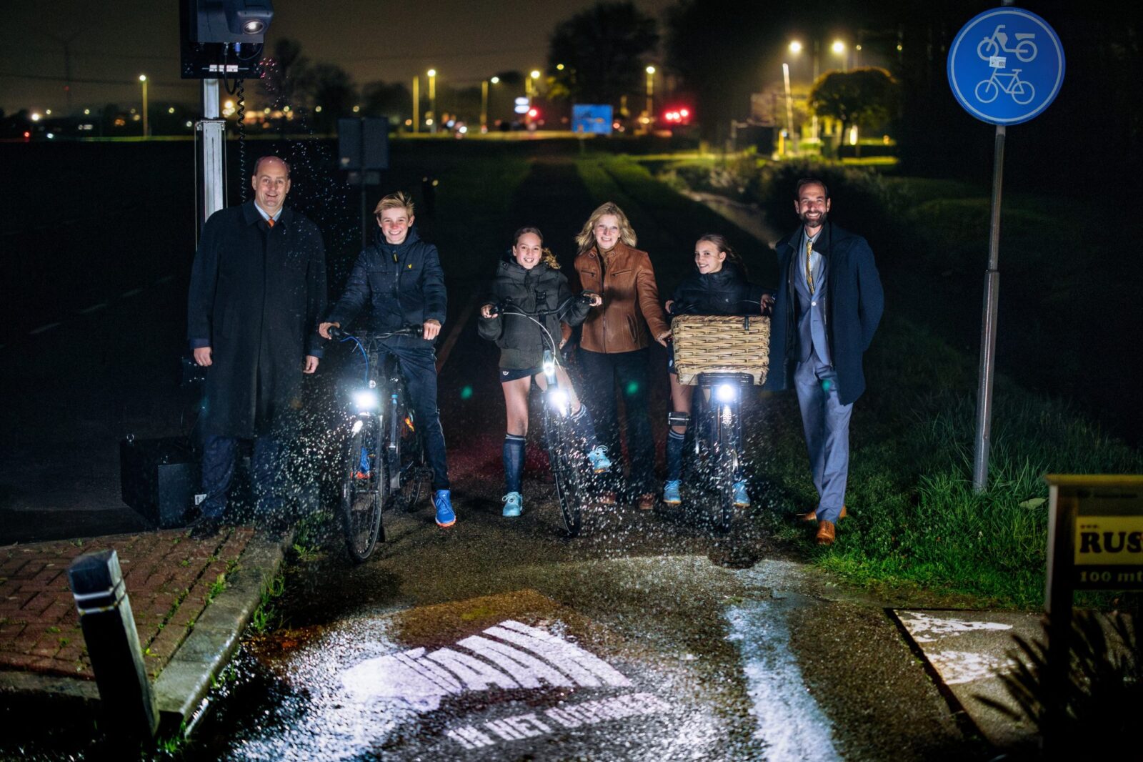 Hoeksche Waard is AAN in het donker! - Rotterdam+Regio